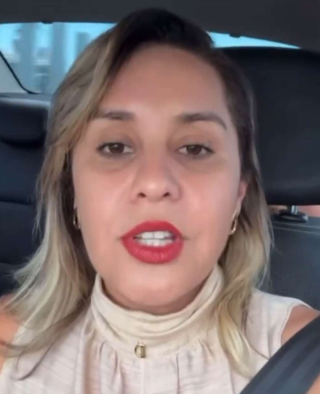 Araruama terá estrada de São Vicente totalmente iluminada, anuncia prefeita Daniela Soares. Veja ...